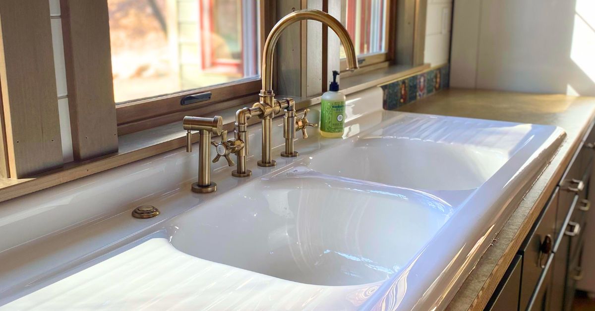 What To Consider Before Installing a Drainboard Sink